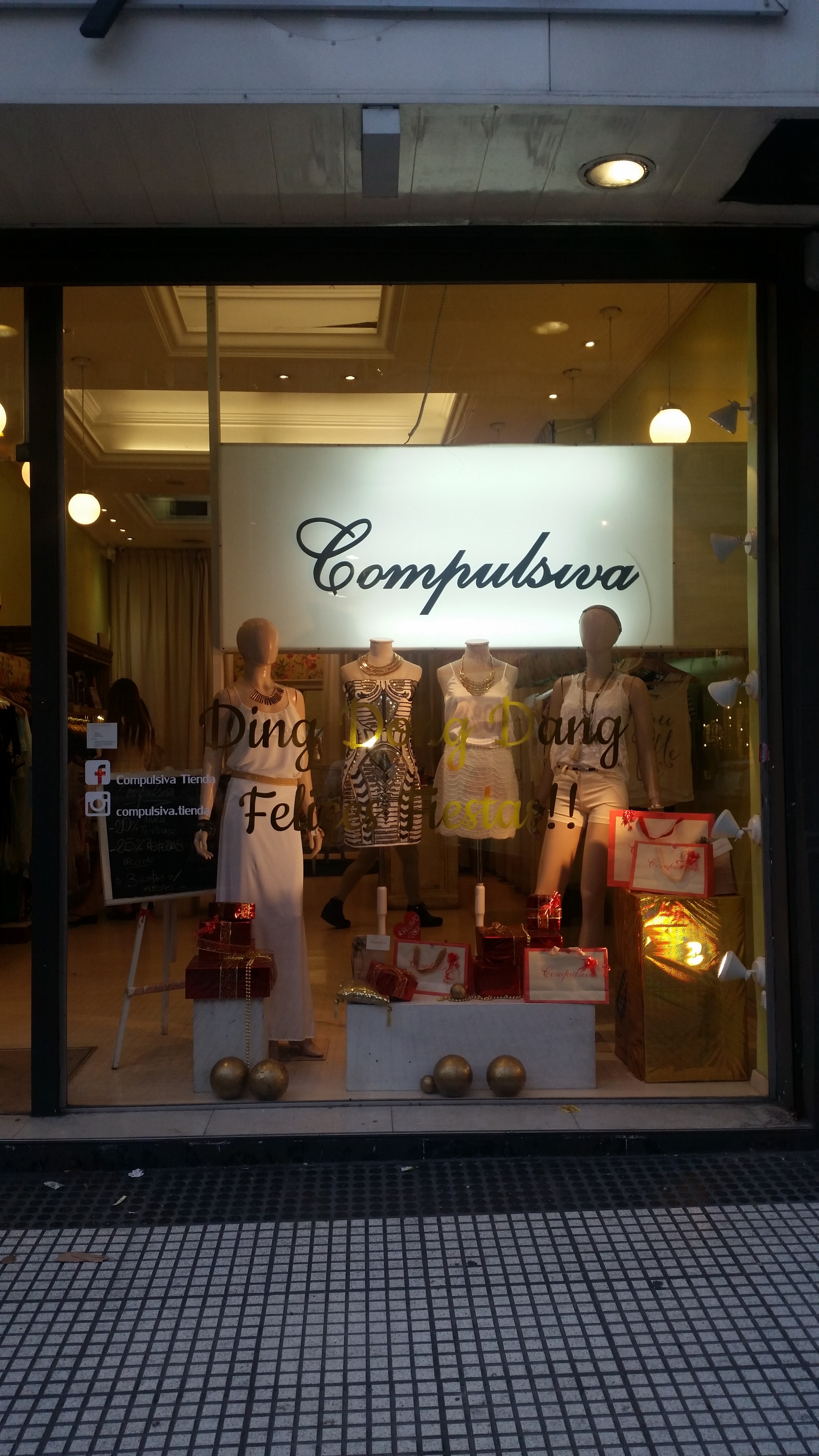 Fondo de Comercio de Ropa para Mujeres en Retiro en Negozona