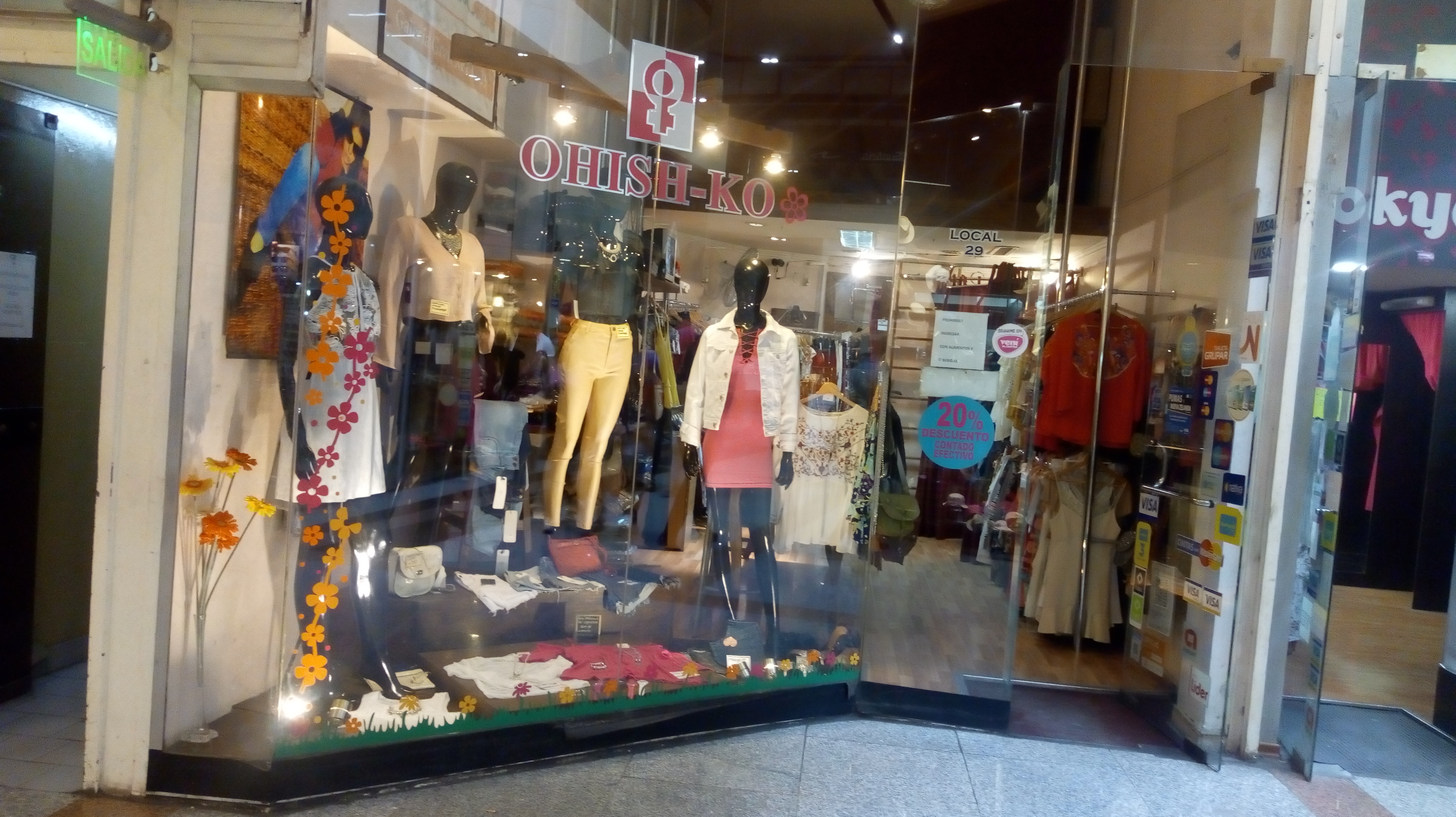 Fondo de Comercio de Ropa para Mujeres en Córdoba en Negozona